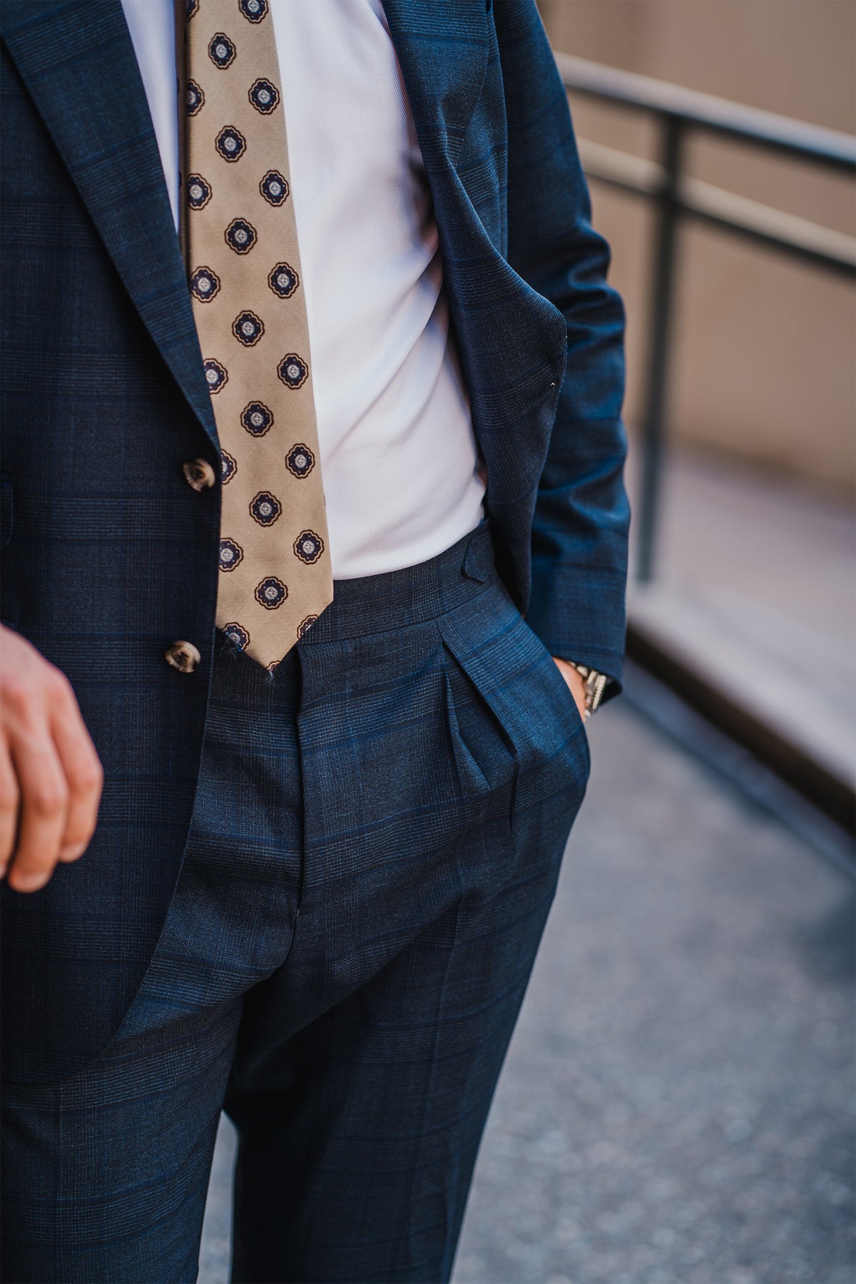 MADE-TO-MEASURE Mitchell Ogilvie Tailoring Suit